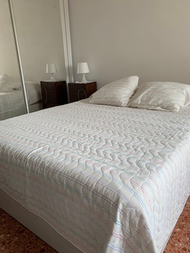 Habitación Céntrica Y Cálida - Zaragoza
