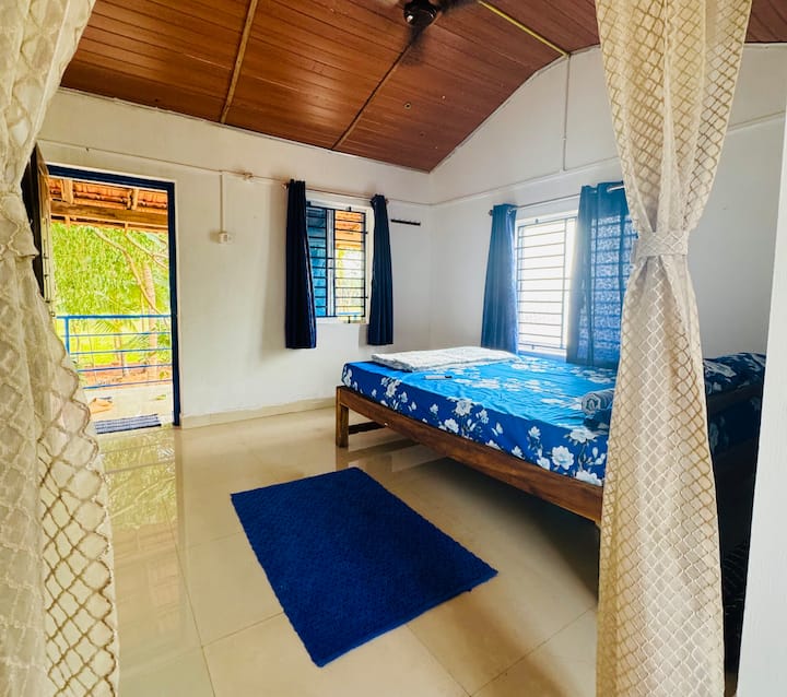 Shoreline Cabin I - Gokarna
