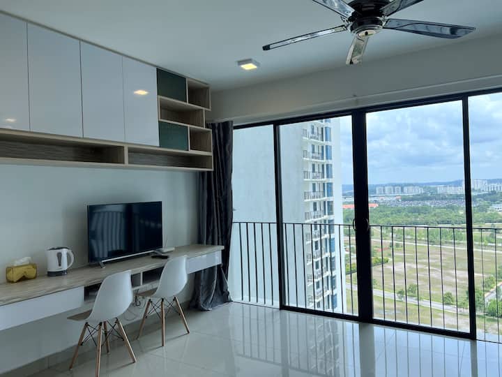 【Hot】warm Stay Suite @ Trefoil Setia Alam - Shah Alam