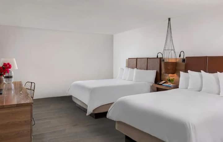 Enjoy A Fun 1br Stay! Pool, Free Parking - Islamorada, FL