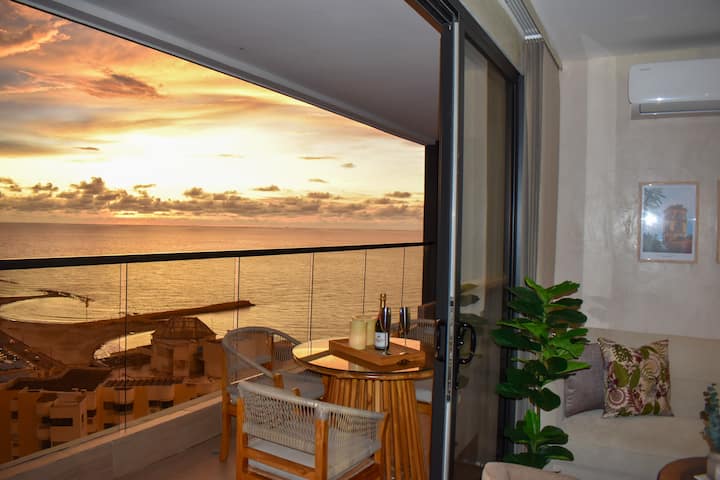 Now Booking May! King Bed, Walking Dist. To Centro - Cartagena, Colombia