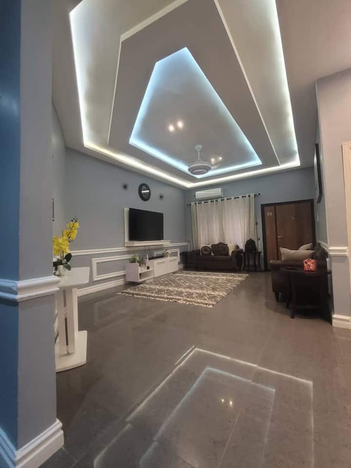 3 Bed 3 Bath Hse In Gated Community-east Airport - Ghana