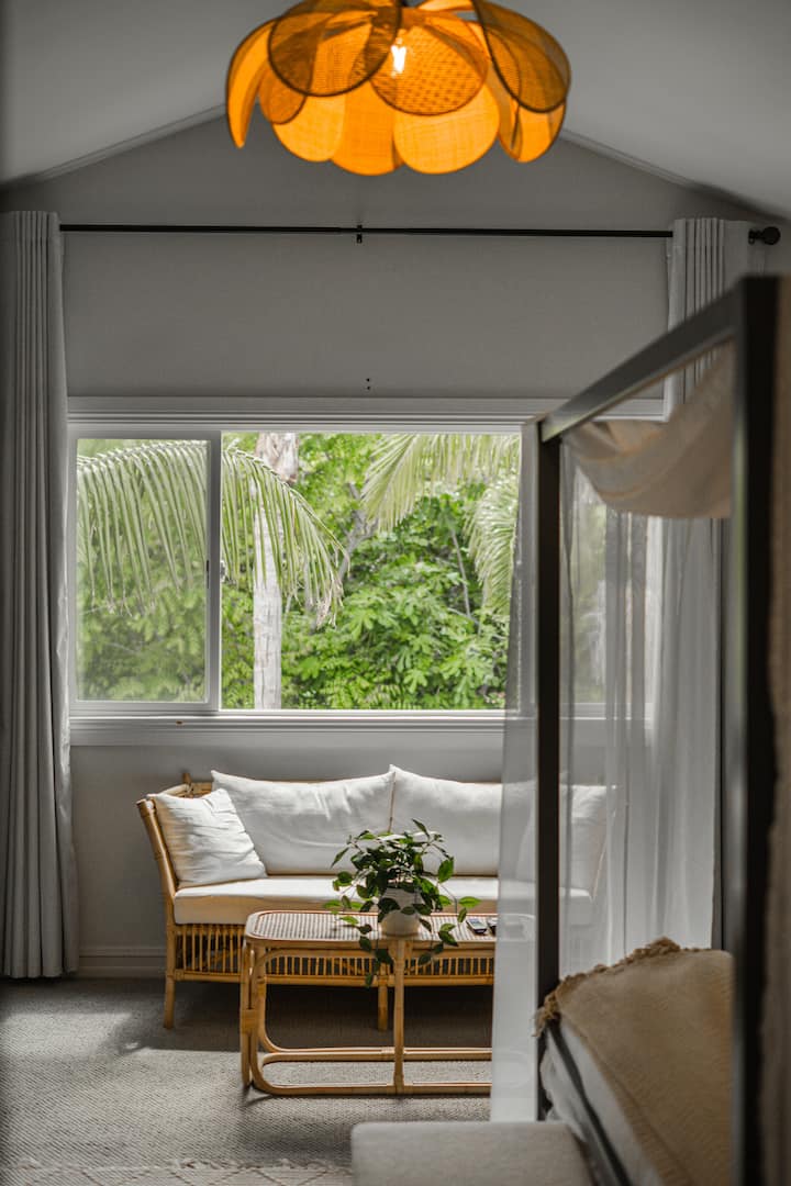 Retreat | Pool, Soaking Tub, Ac, Private Bathroom. - Huntington Beach, CA