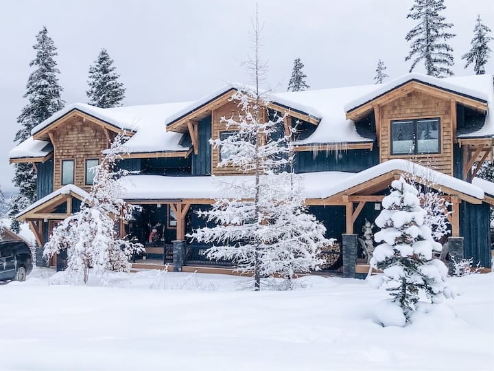 Feuz's Hideaway - Golden