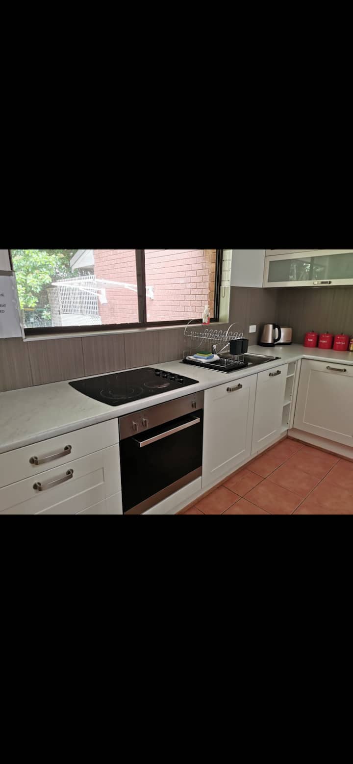Unit 2/12 Gavan Street, Bright. - Bright