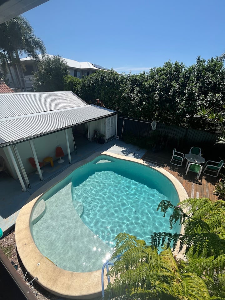 Yo Yo’s Pool Bungalow - Margate