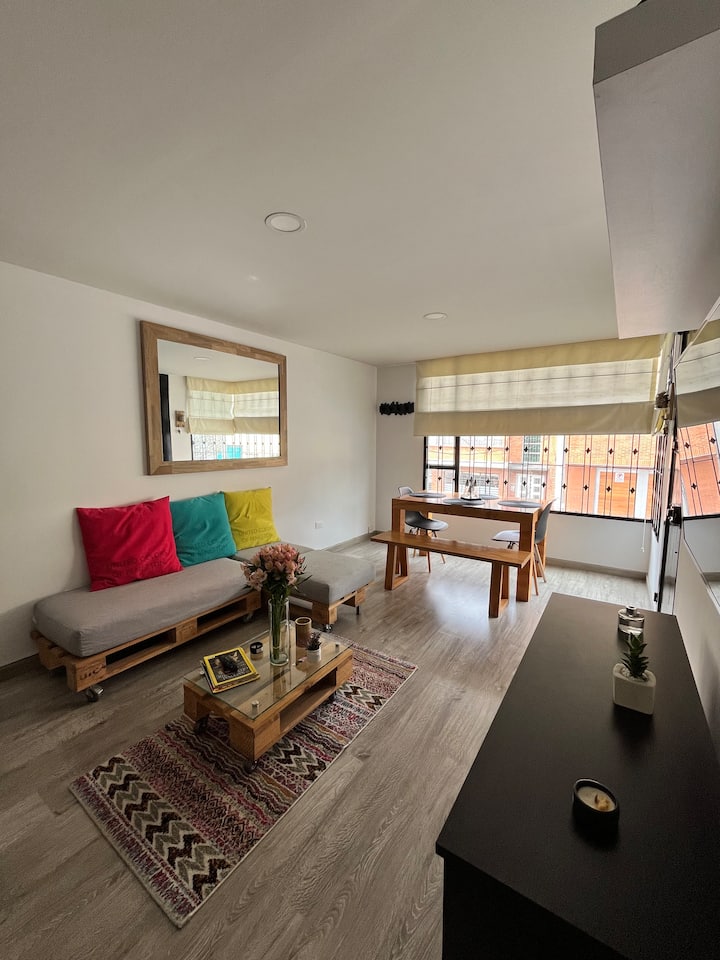 Ubicación Ideal Para Disfrutar La Ciudad. - Bogota