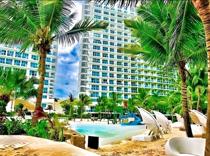 Price Drop-luxury Condo In Azure Paranaque - Parañaque