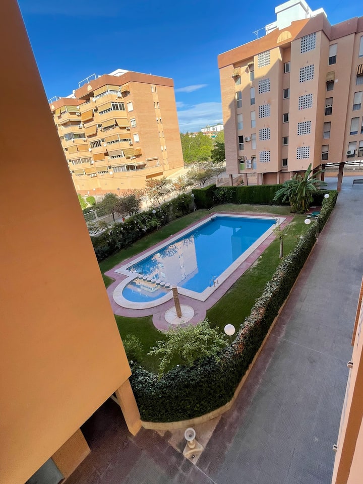 Habitación Con Piscina - Alicante