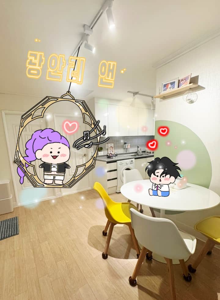 [바닷가1분 / 먹거리5분]
광안리 감성 한가득, 여행도 출장도 완벽한  2층 휴식처! - Busan