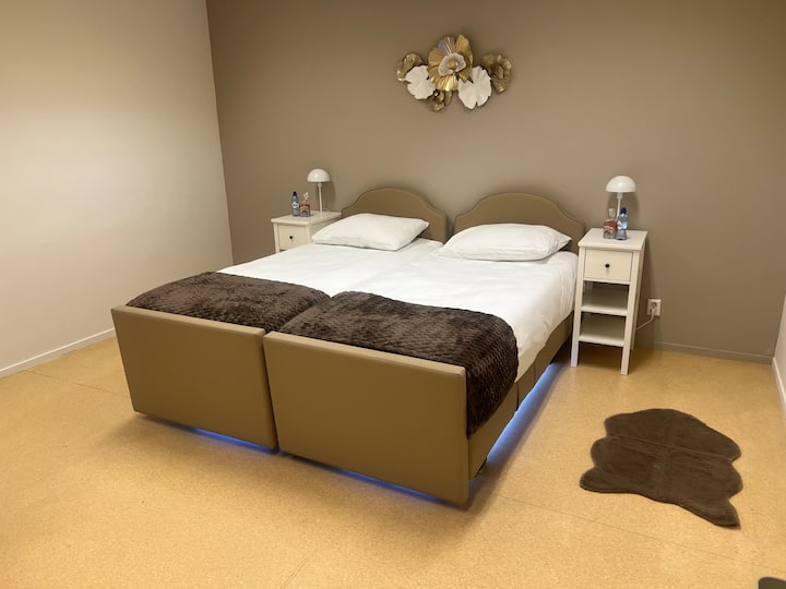 Exclusieve Kamer In Het Zorghotel Van Volendam - Volendam