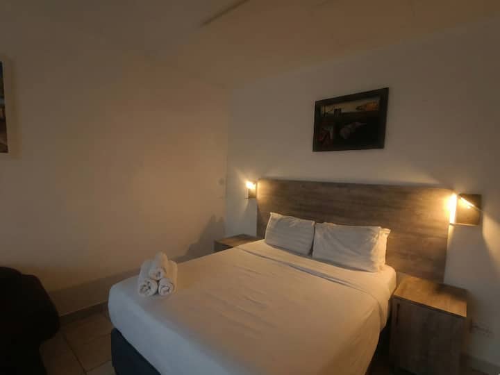 Large Sea View Room With Pvt Deck & Kitchenette - Dolphin Coast