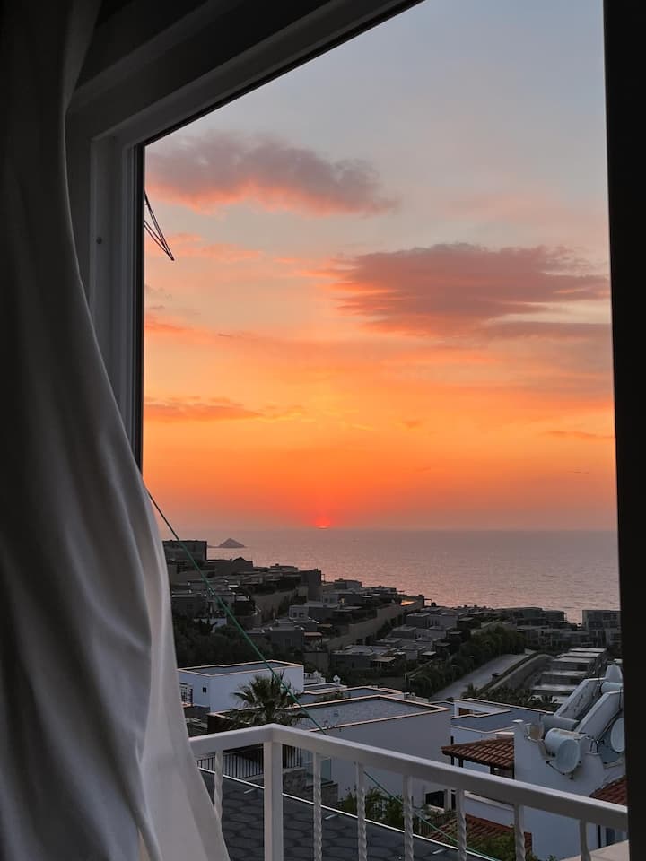 Yalıkavakta Deniz Manzralı Villa - Yalıkavak