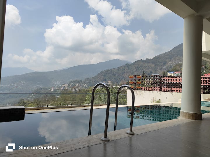 Kunjham Retreat, 3bhk Villa W/ Pool & Valley Views - 강토크