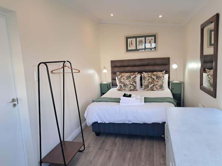 Mariner's Village.  Fynbos Place - Hermanus