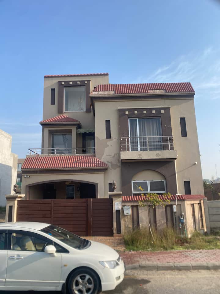 "Fully Furnished Home - Entire Access" - Lahore