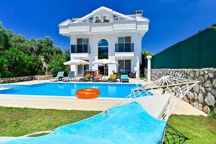 ÖLüdeniz4+1 Müstakil Villa - Hisarönü