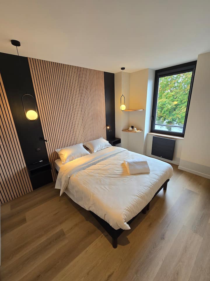L'escale De L'aulne
(Chambre Kastellin) - Chateaulin