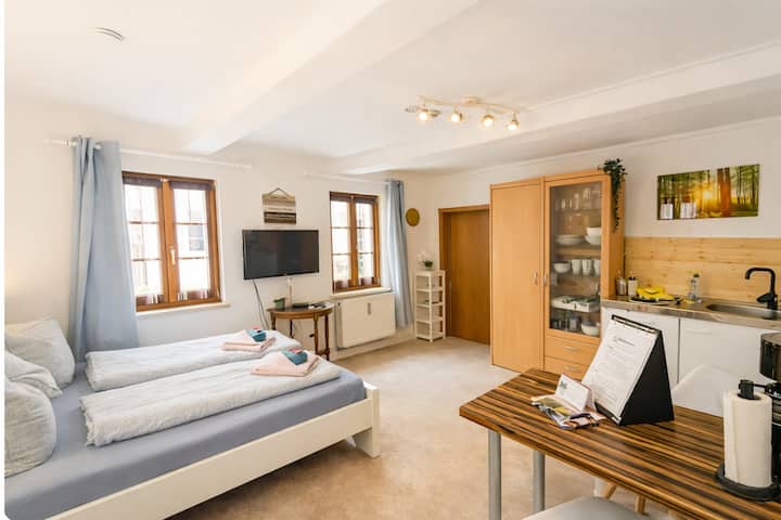 Zi1 - Urlaubsmagie - Kleine Wohnung Mit Pool,sauna - Neustadt in Sachsen