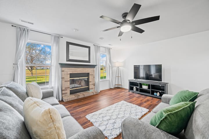 Roadmap Lodging: Meadow Bend, Southside District - Columbus, IN