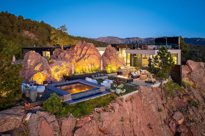 Mountaintop Mansion Sanctuary - Boulder, CO