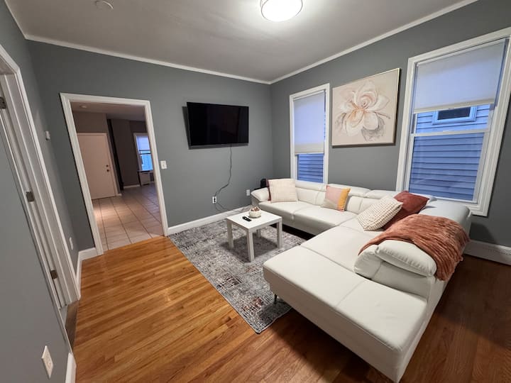 Cute & Comfy Apartment In Somerville - Boston, MA
