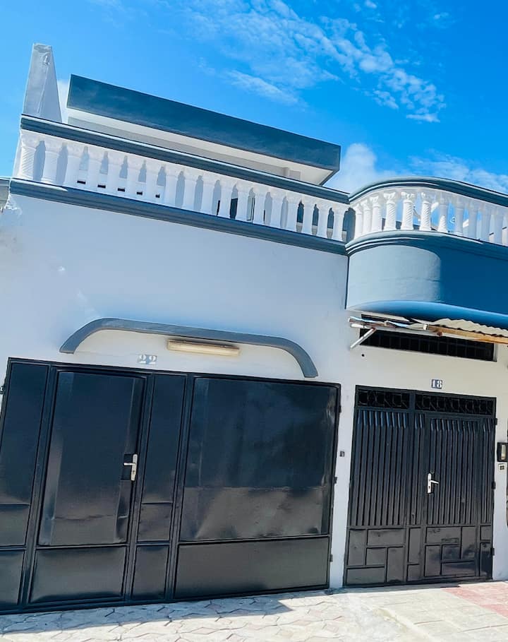 Villa Lumineuse Et Spacieuse Et Propre A Cotonou - Cotonou