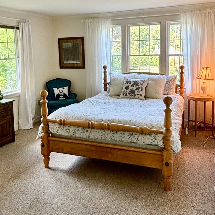 Cozy Cottage - Warrington, PA