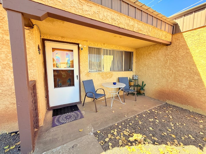 Sierra Vista Hideaway - Tilt, Farmington