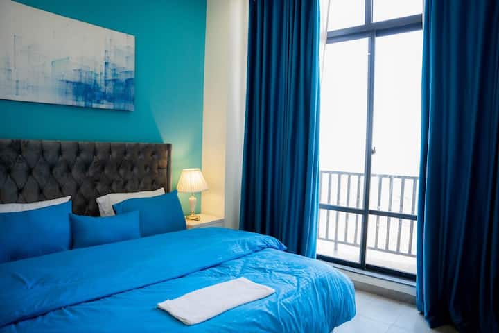 30% Off! Stylish 2br In Gulberg Greens W/free Park - Islamabad