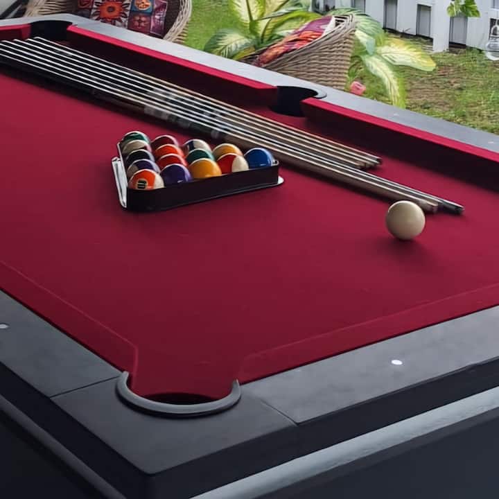 Holliday's Getaway/ Private Duplex House/parking - Zoo Miami, Miami