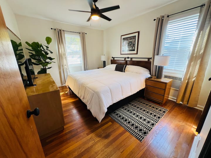 Knute’s Pad On Rockne Drive - South Bend, IN