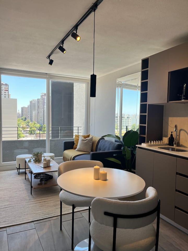 Moderno Apartamento Con Excelente Ubicación. Stgo - Chile