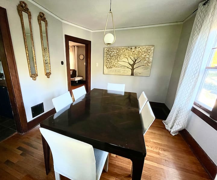 Cozy Cottage Home 6 Min Drive To Uiuc - Urbana, IL