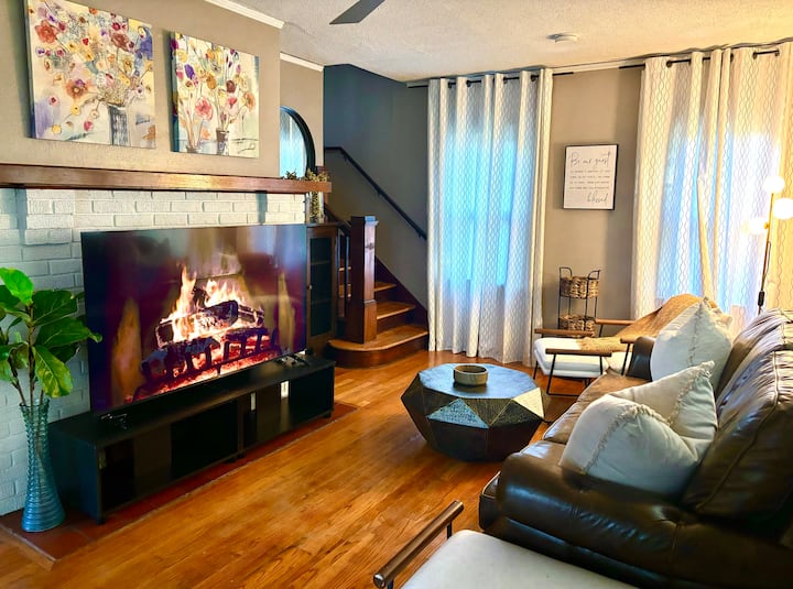 Cozy Cottage Home 7 Min Drive To Uiuc - 섐페인