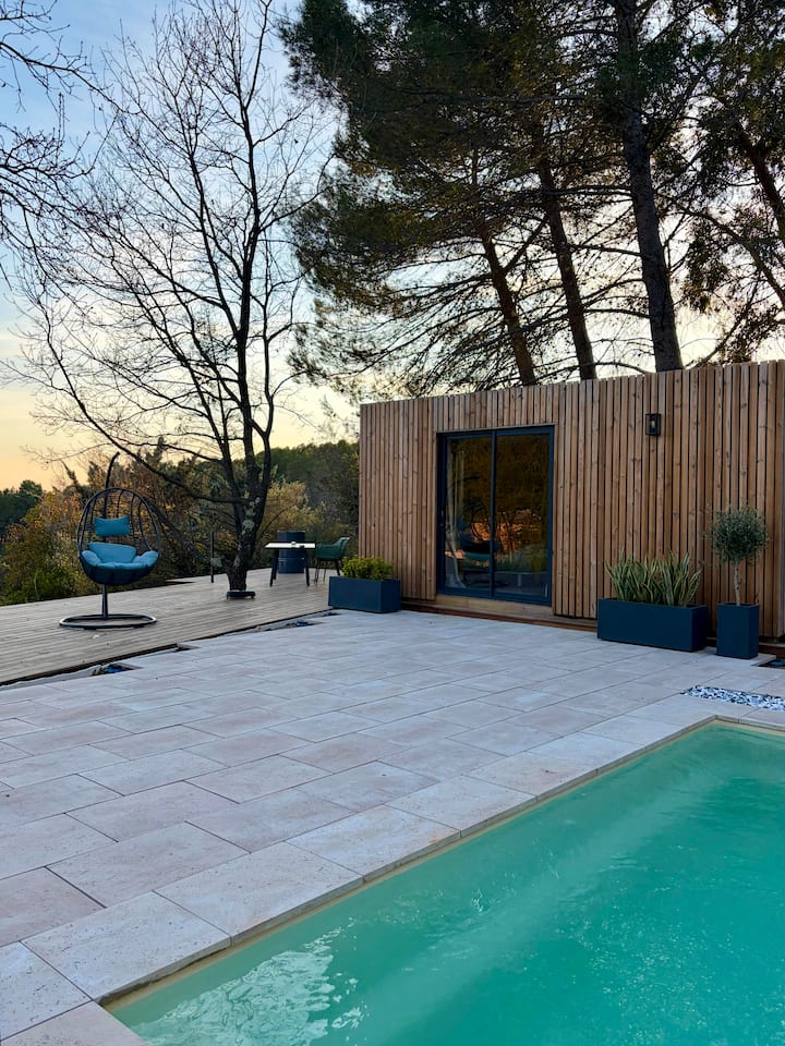 Bed & Break First - Lorgues