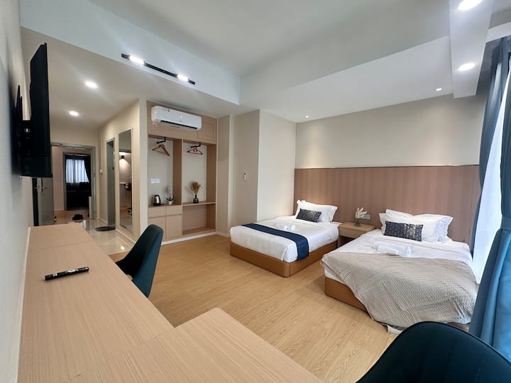 M1 1min To Imago,1.2m Bed,300mbs Wifi,water Filter - Kota Kinabalu