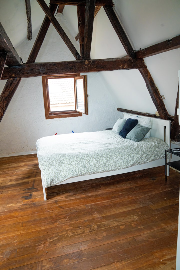 Charming Canal-view 2br Stay In Ghent - Ghent