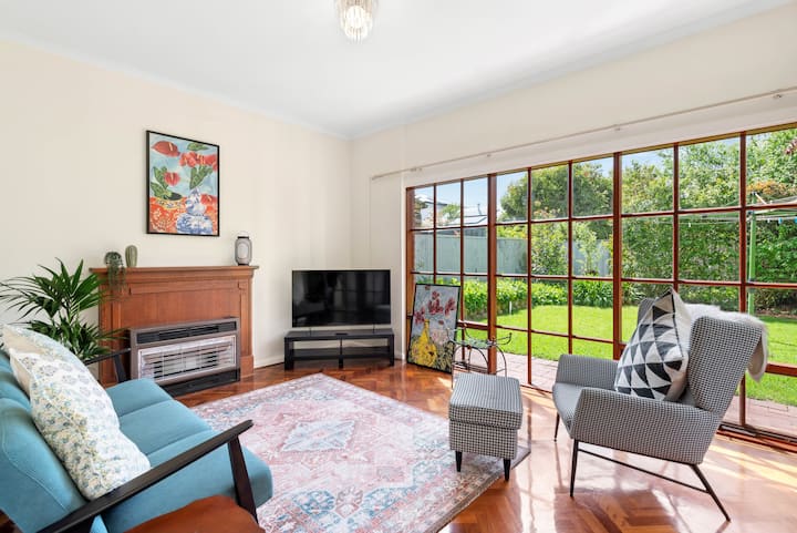 Sunny And Peaceful Stay - Adelaide