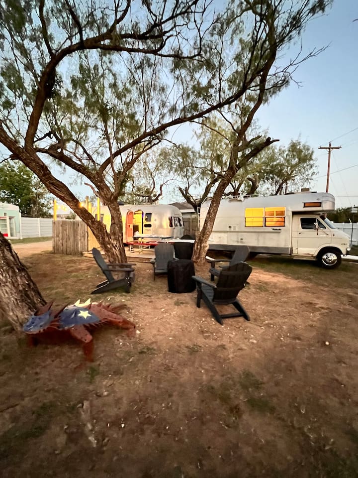 Born To Be Wild-rocker B/hot Tub - Possum Kingdom Lake, TX