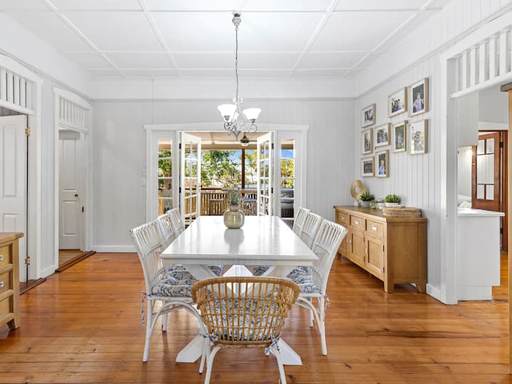 Central Location, Character Home - Windsor, Australia