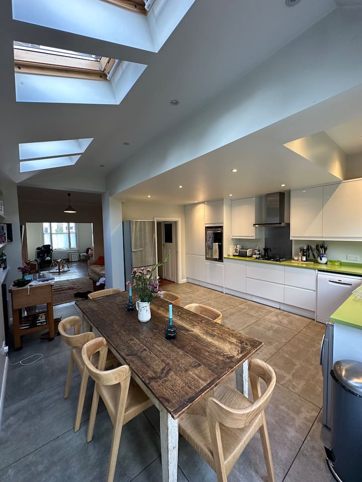 Central London Spacious Home Great Transport Links - Brentford