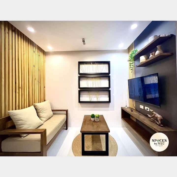 Spaces By M2j- Japandi
Staycation In Quezon City - Manila