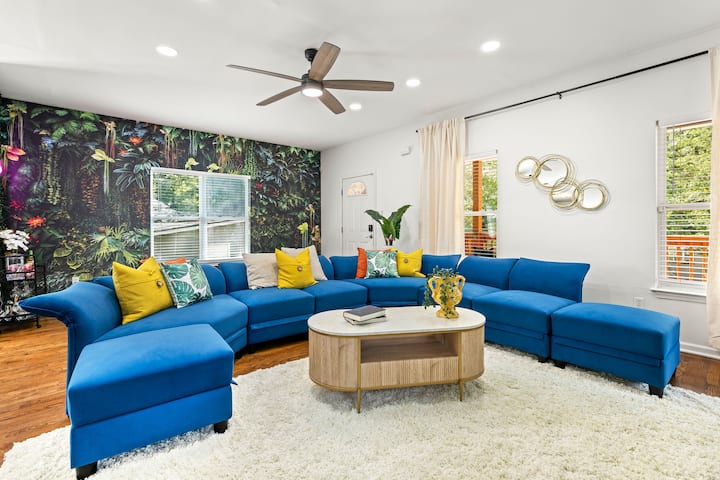 Spacious 5-bedroom Oasis In The Heart Of Atlanta - Atlanta, GA