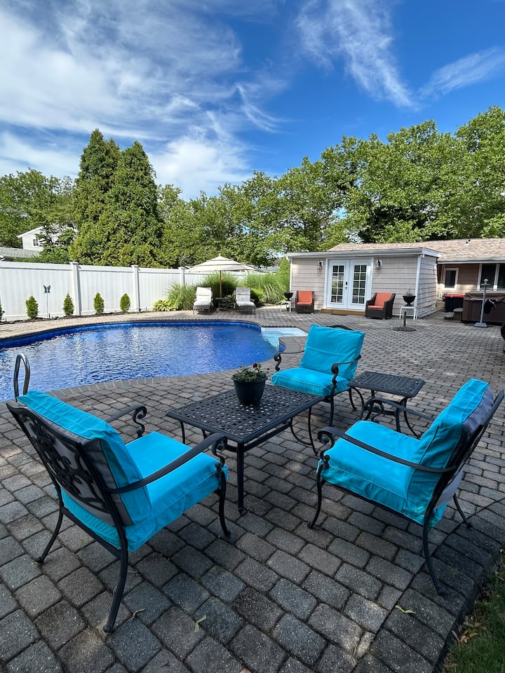 The Suite Life In Dix Hills - Deer Park, NY