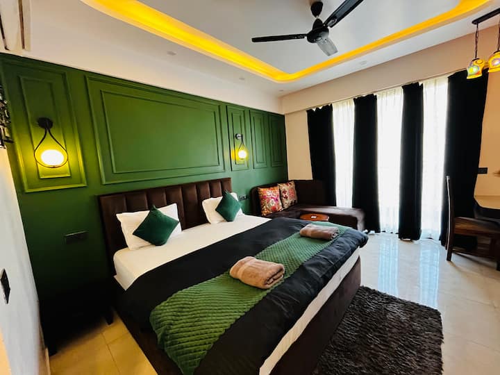 Condo The Zenden Stay 1 Omaxhazratganj - Lucknow