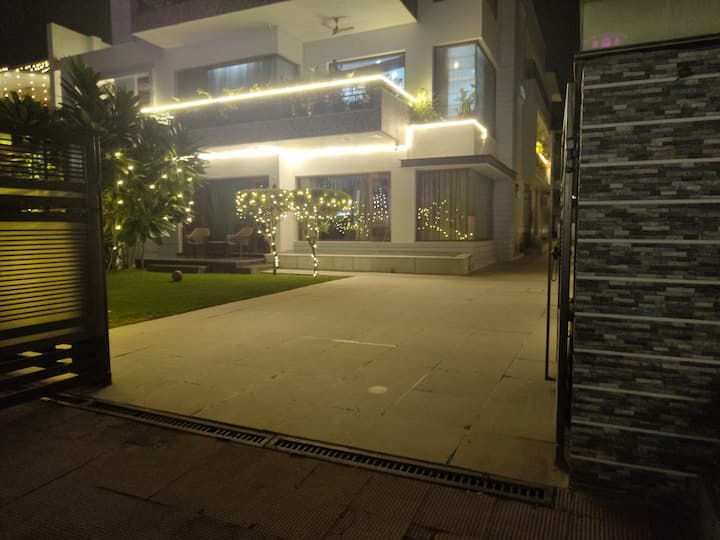 Sector 8 Homestay - Chandigarh