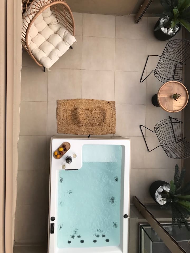 Boho Suite Athens 4b~jacuzzi Near Acropolis - Atenas