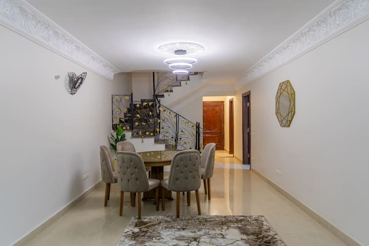Stylish Duplex Apartment With Side Nile View - Cairo