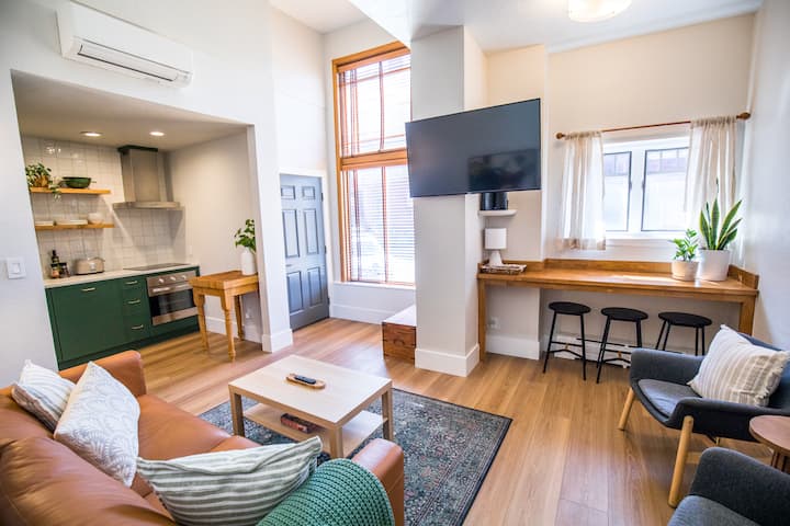 Newly Remodeled 1br- Historic Downtown- Ac+parking - Durango, CO